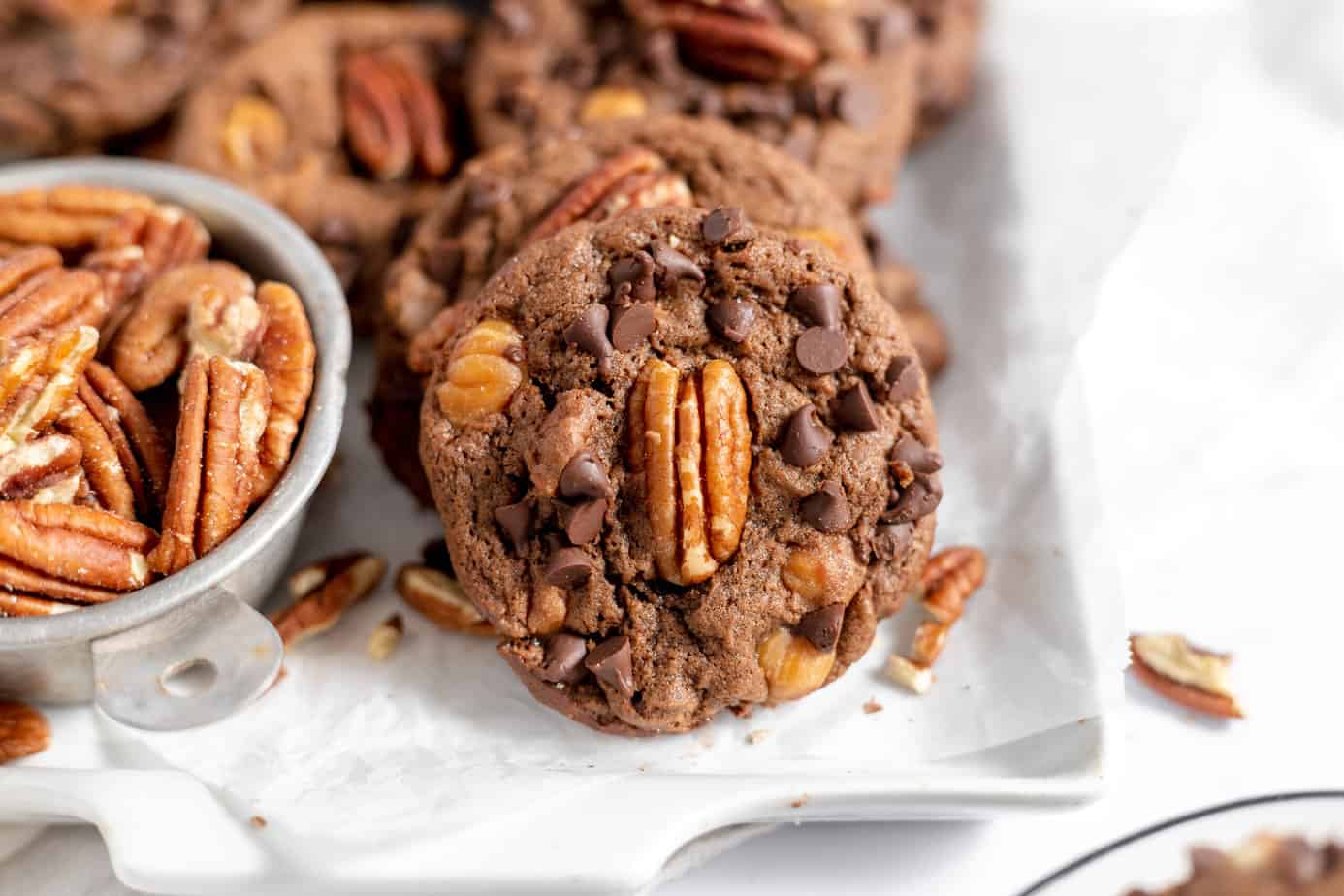 Turtle Cookie Recipe - The Vanilla Tulip