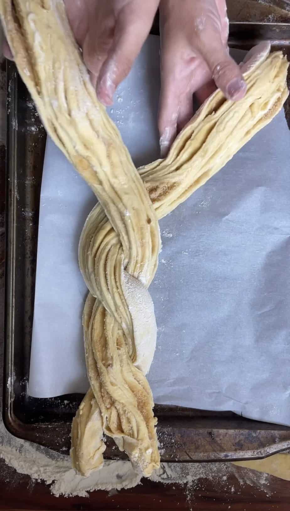 Twisted Cinnamon Sugar Bread - The Vanilla Tulip